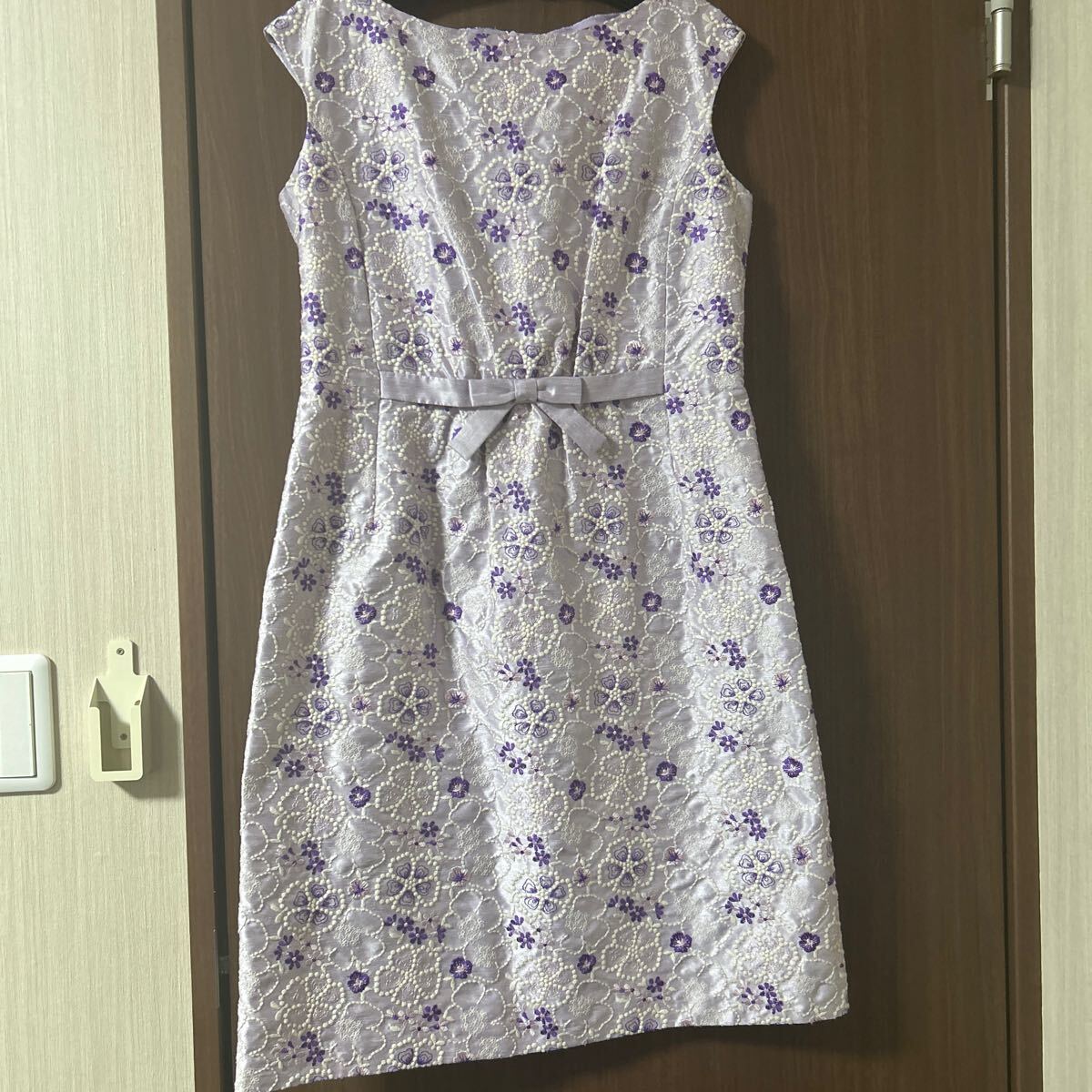 TOCCA ノースリーブワンピース 6(トッカ)｜売買されたオークション情報、yahooの商品情報をアーカイブ公開 - オークファン（aucfan.com）