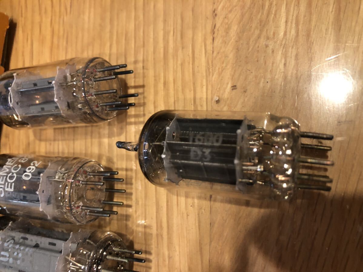 真空管 7本 Mullard ECC83 Amperex ECC81 12AT7 EL Menco 12BH7 SIEMENS ECC83 ...