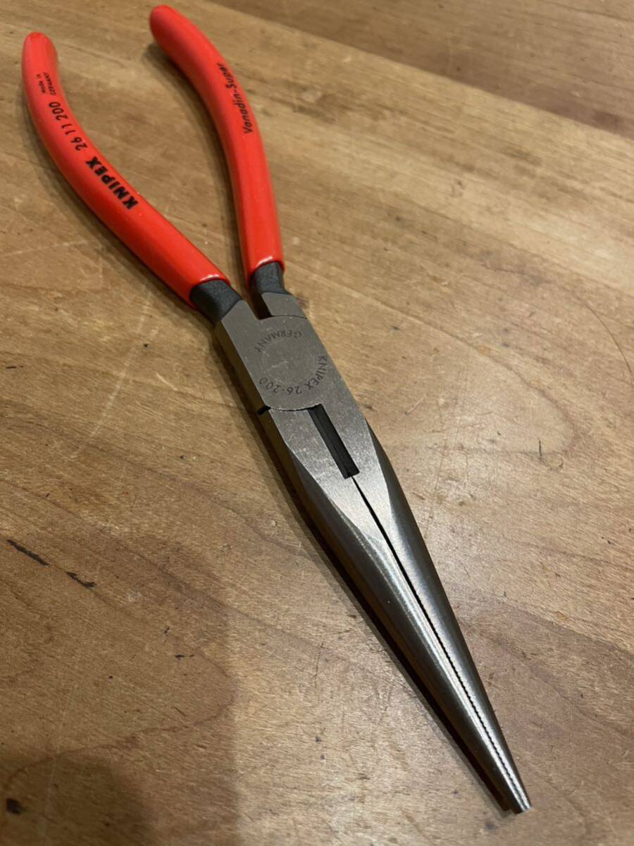 クニペックス KNIPEX KNIPEX クニペックス ロングラジオペンチ 200mm 2611200クニペックス(ロングノーズプライヤー ...