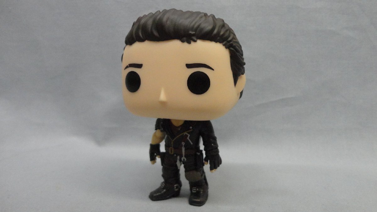 Funko POP 1469 マックス ワーナーブラザーズ 100周年 開封 ファンコ madmax2 マッドマックス(SF、ファンタジー ...