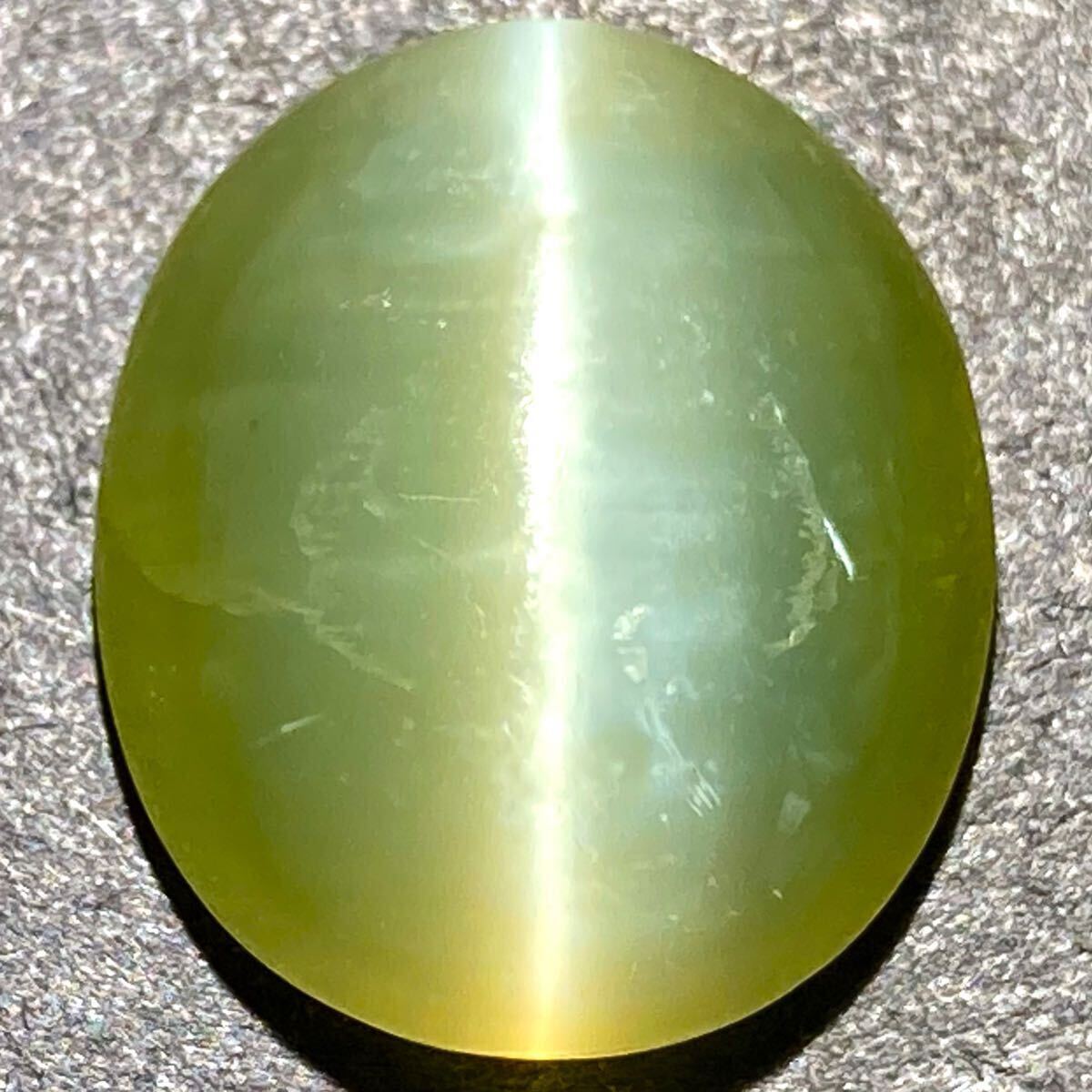 6.8ctUP 天然ネフライトキャッツアイ6.856ct n 約14.0×12.0mm ルース 裸石 宝石 ジュエリー nephrite ...