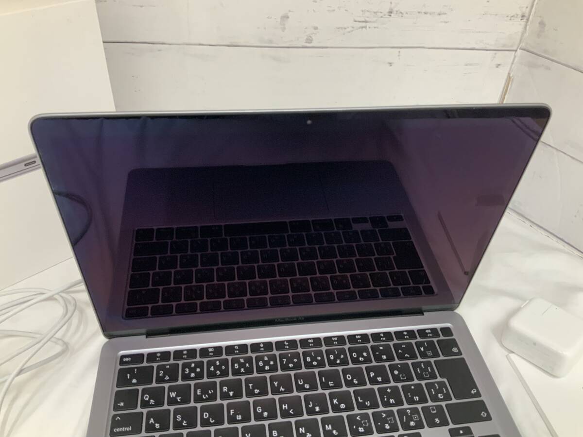 501/0422 Apple MacBook Air 13インチ 256GB 箱付き ジャンク 付属品有り ノートパソコン アップル ...
