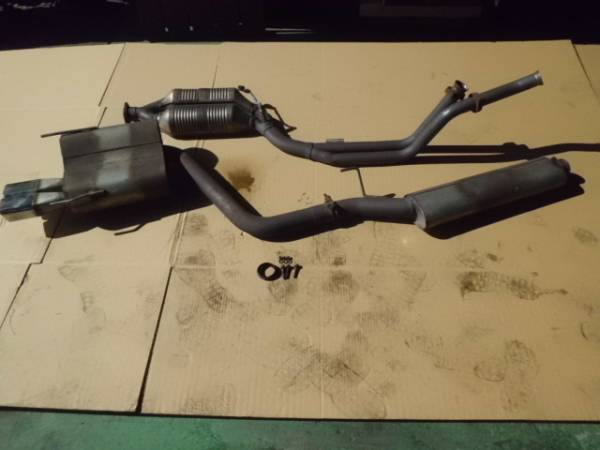 AMG ベンツ C360 W202 純正 リア マフラー 一台分 Ξ0326RL(マフラー本体)｜売買されたオークション情報、yahooの商品 ...