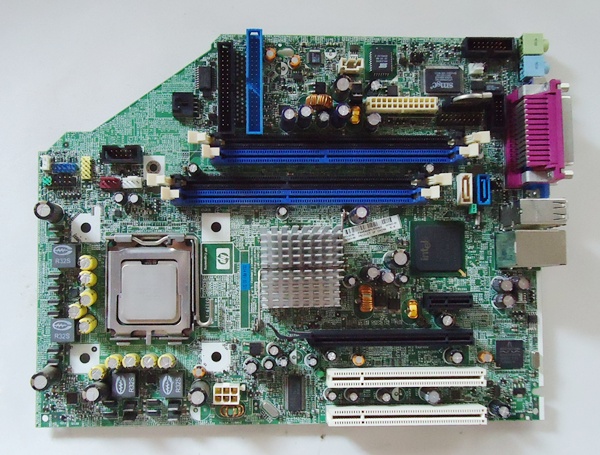 修理パーツ HP compaq dc7100 SFF マザーボード 3(モニタセパレート型)｜売買されたオークション情報、yahooの商品情報 ...