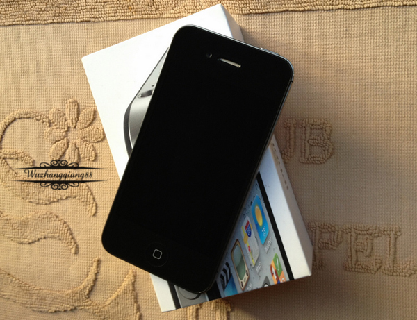 超 IOS7 iPhone 4S 64GB 黒Simフリー 本体/おまけ/海外可(iPhone 4S)｜売買されたオークション情報、yahooの商品情報をアーカイブ公開 - オークファン ...