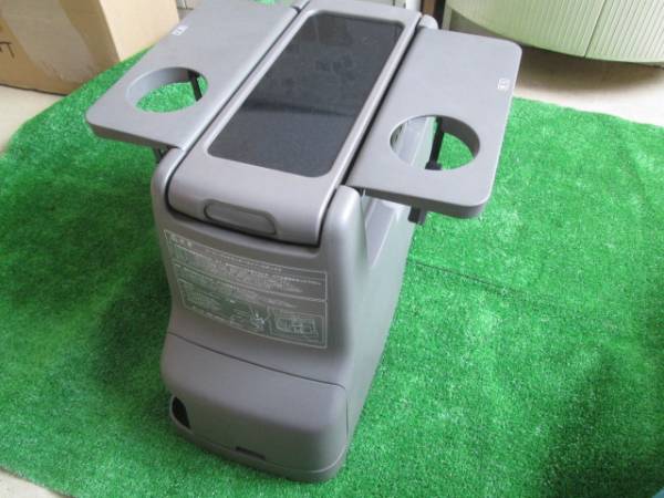 エルグランド E50 スーパーマルチセンターコンソールBOX 純正OP(日産用)｜売買されたオークション情報、yahooの商品情報をアーカイブ公開 - オークファン（aucfan.com）