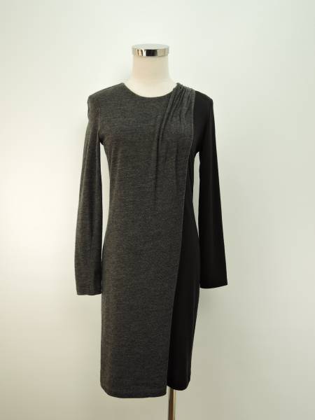 PAULE KAロングドレスE28-002(ポールカ)｜売買されたオークション情報、yahooの商品情報をアーカイブ公開 - オークファン（aucfan.com）