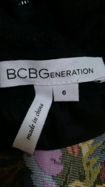 BCBGeneration ブラックレースワンピ(BCBGマックスアズリア)｜売買されたオークション情報、yahooの商品情報をアーカイブ公開 - オークファン（aucfan.com）