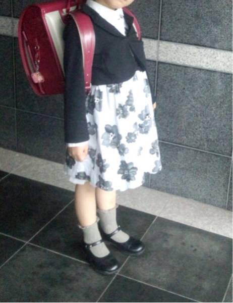 BEBE ワンピース ジャケット入学式にも サイズ120(120（115～124cm）)｜売買されたオークション情報、yahooの商品情報をアーカイブ公開 - オークファン（aucfan.com）