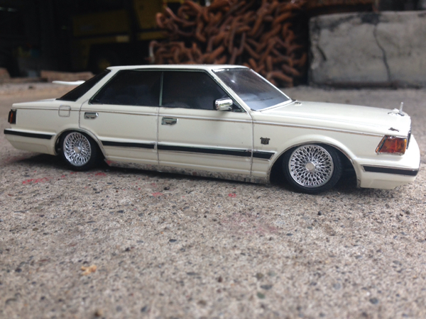 アオシマ Y30セドリック ターボブロアムVIP シャコタン(完成品)｜売買されたオークション情報、yahooの商品情報をアーカイブ公開 - オークファン（aucfan.com）