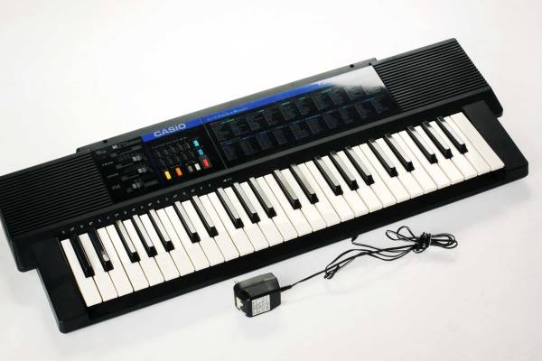 CASIO/カシオ キーボード TONE BANK LK-200 綺麗な 品(カシオ)｜売買されたオークション情報、yahooの商品情報を ...