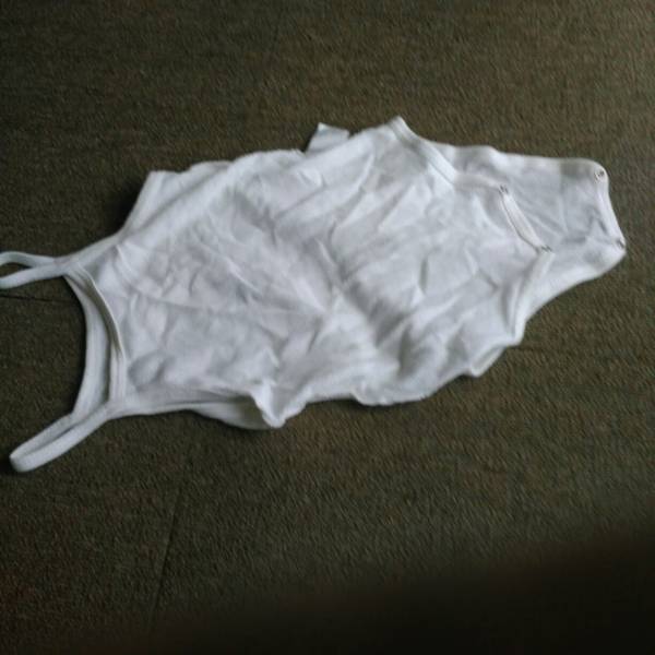 キャミソール ロンパース 80 ホワイト(80（75～84cm）)｜売買されたオークション情報、yahooの商品情報をアーカイブ公開 - オークファン（aucfan.com）