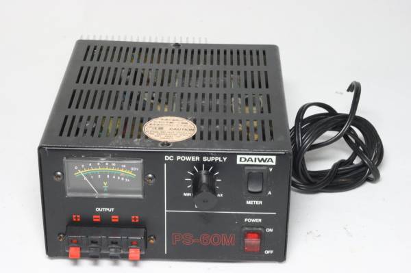 DAIWA DC電源 安定化電源 PS-60M ジャンク 7e22(アクセサリ)｜売買されたオークション情報、yahooの商品情報をアーカイブ ...
