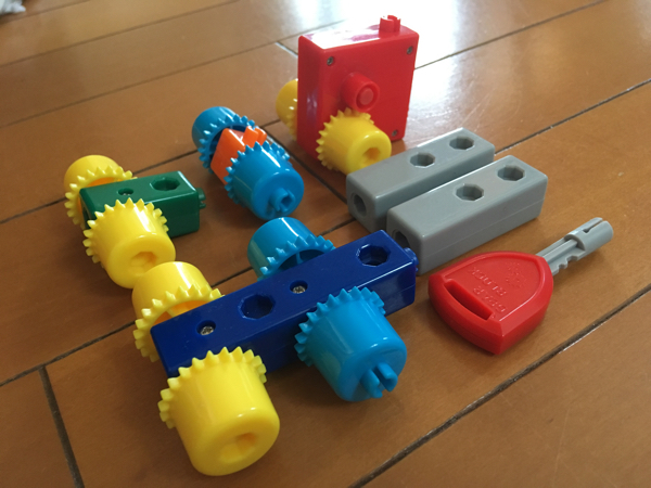 しまじろう こどもちゃれんじ エデュトイ ひらめきギアブロック ベネッセ Benesse(その他)｜売買されたオークション情報、yahooの商品情報をアーカイブ公開 - オークファン ...