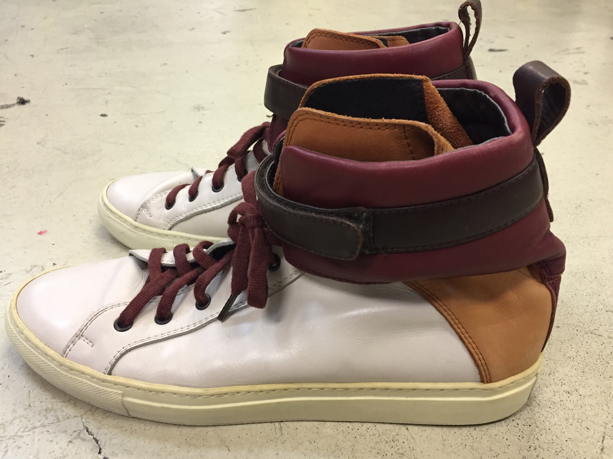 ラフシモンズ ハイカットスニーカー 43 RAF SIMONS(ラフシモンズ)｜売買されたオークション情報、yahooの商品情報をアーカイブ公開 - オークファン（aucfan.com）