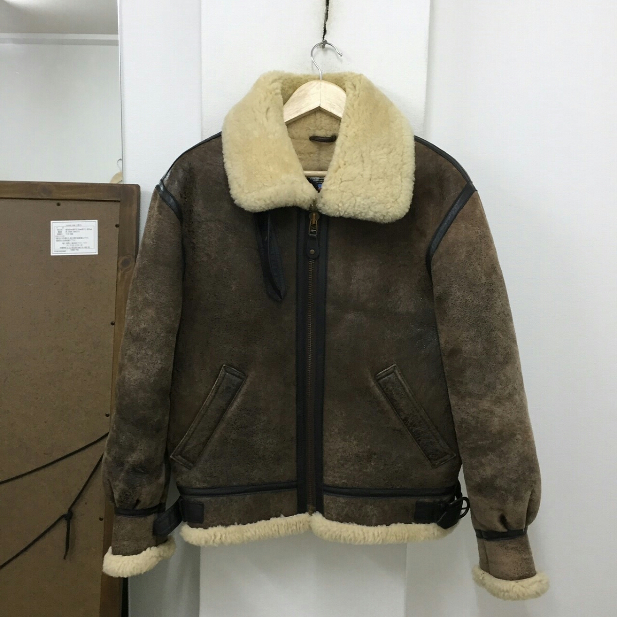 極上 WIND ARMOR ウィンドアーマー 肉厚 フライトジャケット B-3 S ニチワ ムートンジャケット(Sサイズ)｜売買されたオークション情報、yahooの商品情報をアーカイブ公開 ...