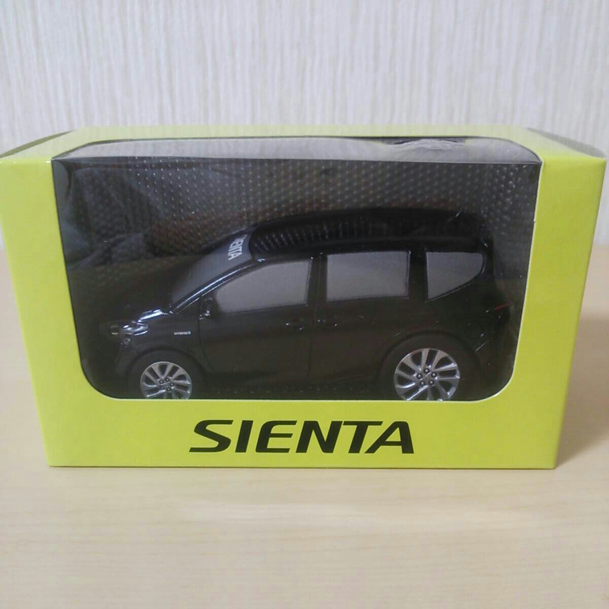 トヨタ 非売品 シエンタ プルバックカー ミニカー カラーサンプル SIENTA(トヨタ)｜売買されたオークション情報、yahooの商品情報をアーカイブ公開 - オークファン（aucfan.com）