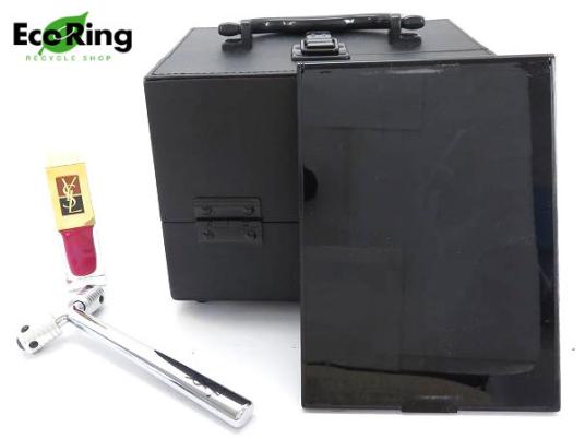 1円 有 イヴ サンローラン マッサージツール ミラー コスメBOX ネイルカラー 計4点セット BV360(ネイルカラー)｜売買された ...