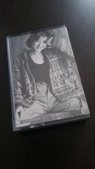 Prudence Lau 劉美君 プルーデンス ラウ 1986年 香港盤カセットテープ 午夜情 最後一夜 亜熱帯少年 他全10曲収録(アジアン ...