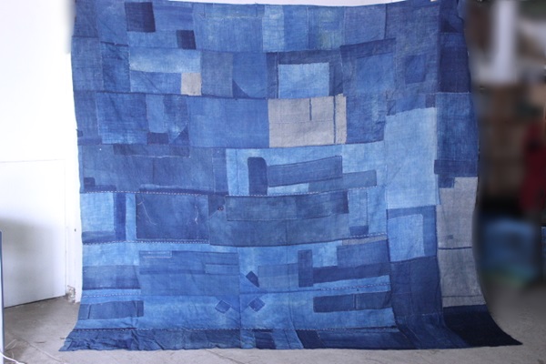 TB526藍染 木綿 継ぎ接ぎ 古布 縞模様 256 230cm 時代/BORO/襤褸/らんる/布団皮/古裂/リメイク/ぼろ/群青/indigo/古道具タグボート(リメイク素材)｜売買された ...