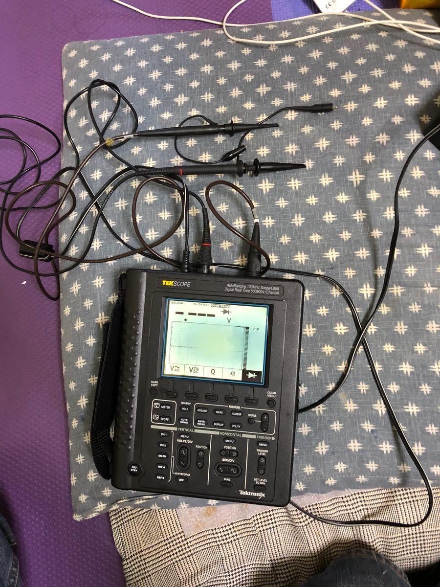 TektronixのDigital Real-Time 500MS/s 100MHz Scope/DMM THS720(アマチュア無線)｜売買 ...