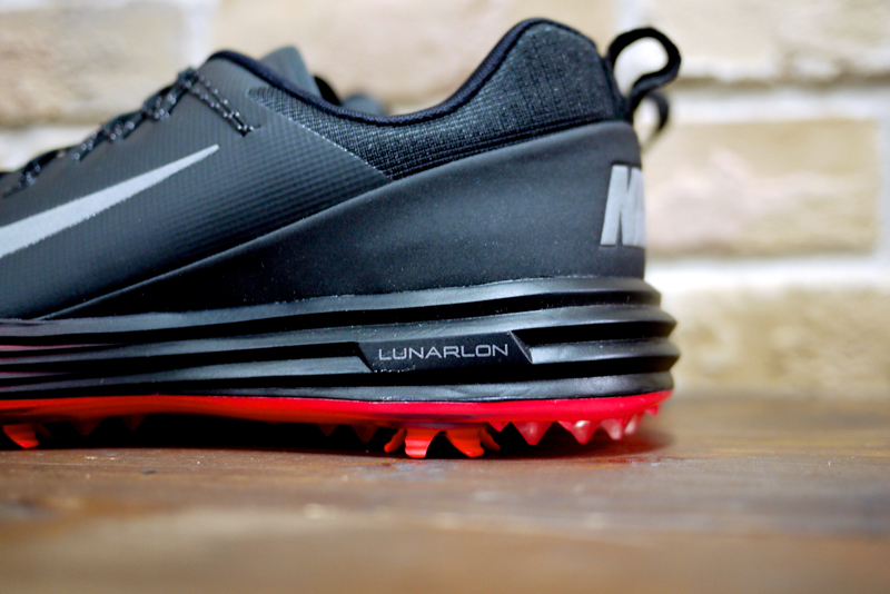 定価1.6万 NIKE GOLF Lunar Command 2 BLACK ナイキ ゴルフ ルナコマンド2 ブラック/ソーラーレッド ゴルフ ...