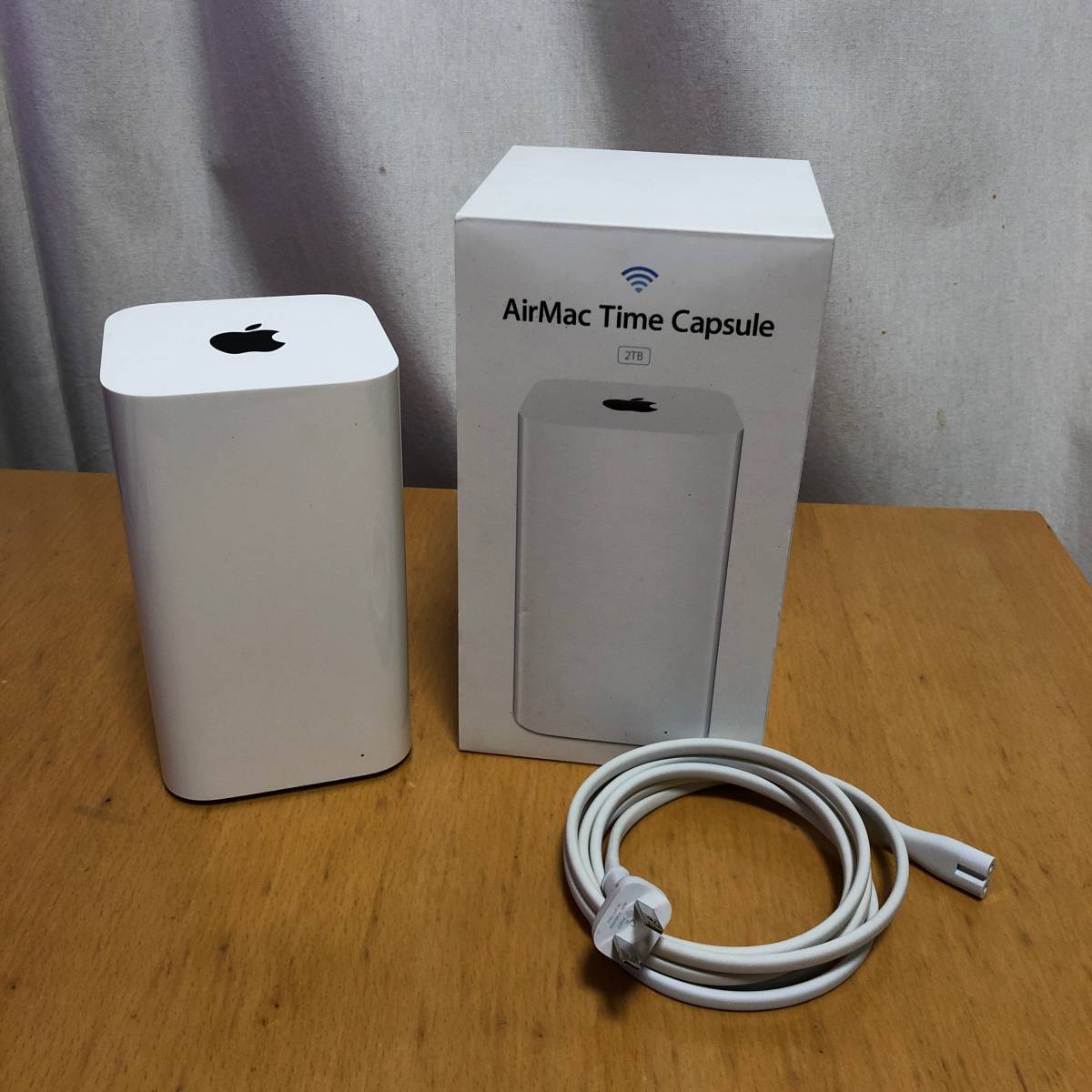Apple AirMac Time Capsule 802.11ac 2TB ME177J/A 元箱有り(無線LAN)｜売買されたオークション情報、yahooの商品情報をアーカイブ公開 ...