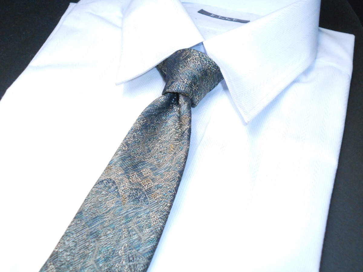 c582 博多織ネクタイ シルク絹SILK100%素材TOMBOカーキ×グレー色系はかた織りネクタイ1F(ネクタイ一般)｜売買されたオークション情報、yahooの商品情報をアーカイブ公開 ...