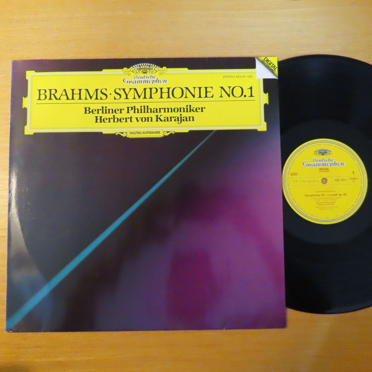 35008213; 西独盤/CLASSIC カラヤン/ブラームス：NO.1(クラシック)｜売買されたオークション情報、yahooの商品情報をアーカイブ公開 - オークファン（aucfan.com）