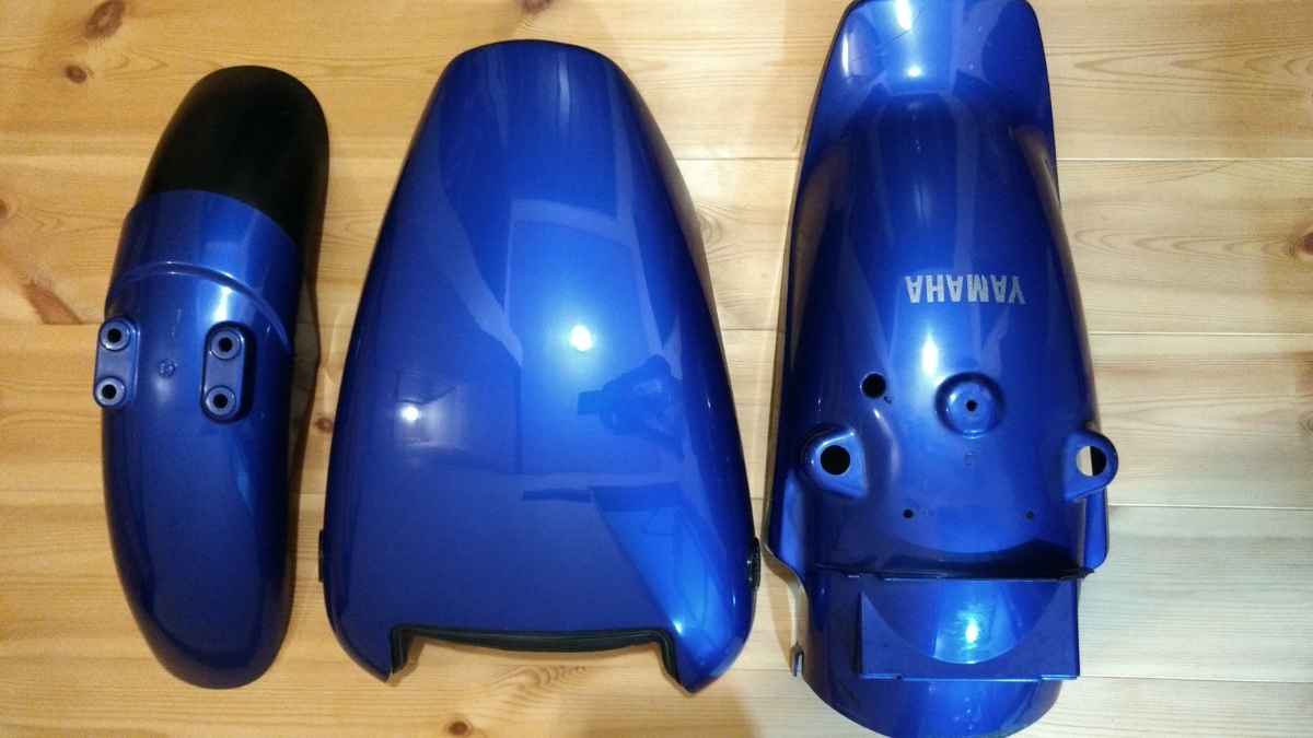 VMAX V-MAX1200 2LT ダミータンク フロントフェンダー リアフェンダー セット 青色(ヤマハ用)｜売買されたオークション情報、yahooの商品情報をアーカイブ公開 ...