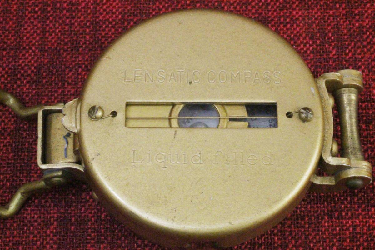 P001908B Liquid Filled ／ LENSATIC COMPASS コンパス 方位磁石 アウトドア 登山 方向 方位(コンパス ...