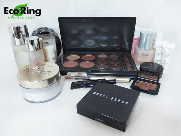 1円 有 NARS MAC RMK クラランス ボビーブラウン 等 ファンデーション アイシャドウ 口紅 美容液 他 20点以上 BG611(アイシャドウ)｜売買されたオークション情報 ...