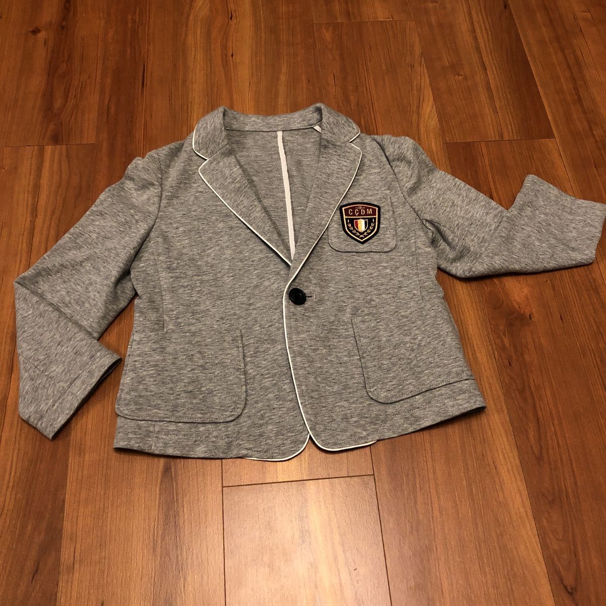 COMME CA DE MODE LILLE キッズ ジャケット110 コムサデモードフィユ ブルゾン(ジャンパー、ブルゾン)｜売買されたオークション情報、yahooの商品情報をアーカイブ公開 ...