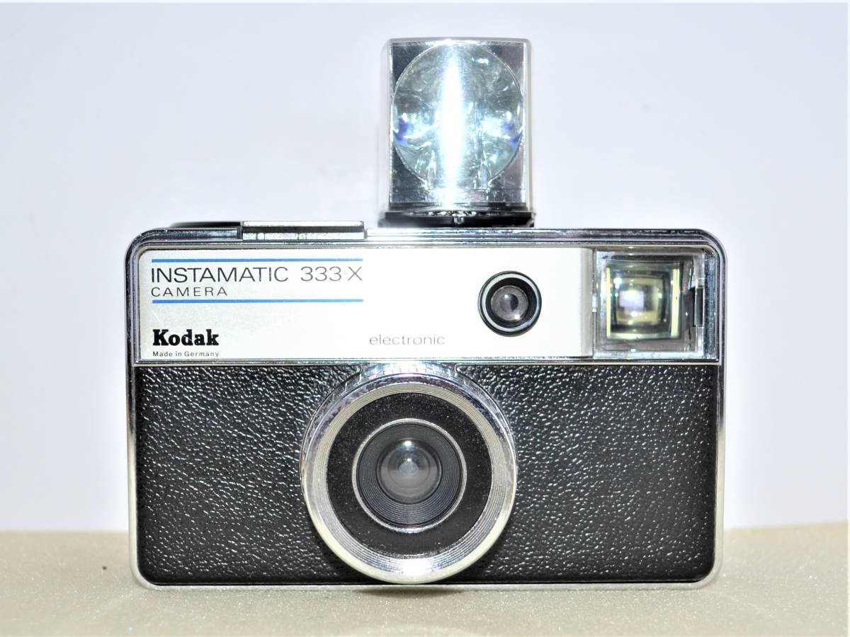デッドストック126フィルムカメラ Kodak GERMANY コダック ドイツ INSTAMATIC 333-X フラッシュバルブ＋ な ...