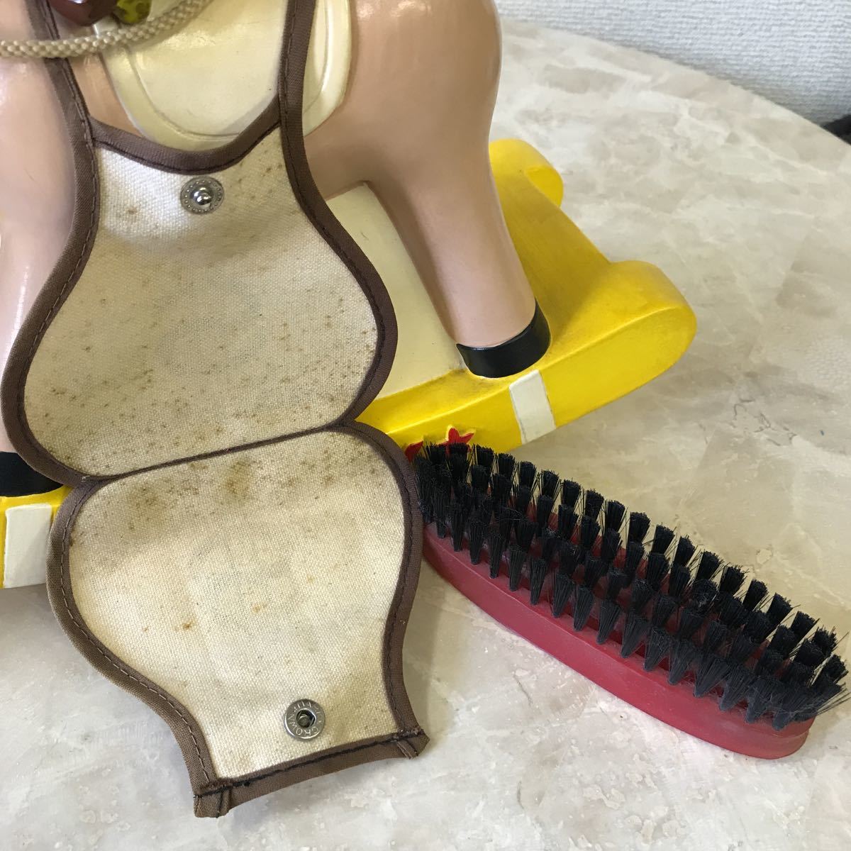 No.7733 全国 内藤ルネ Little American Jimmy 靴べら ブラシ置 陶器製 昭和レトロ(雑貨)｜売買されたオークション情報、yahooの商品情報をアーカイブ公開 ...