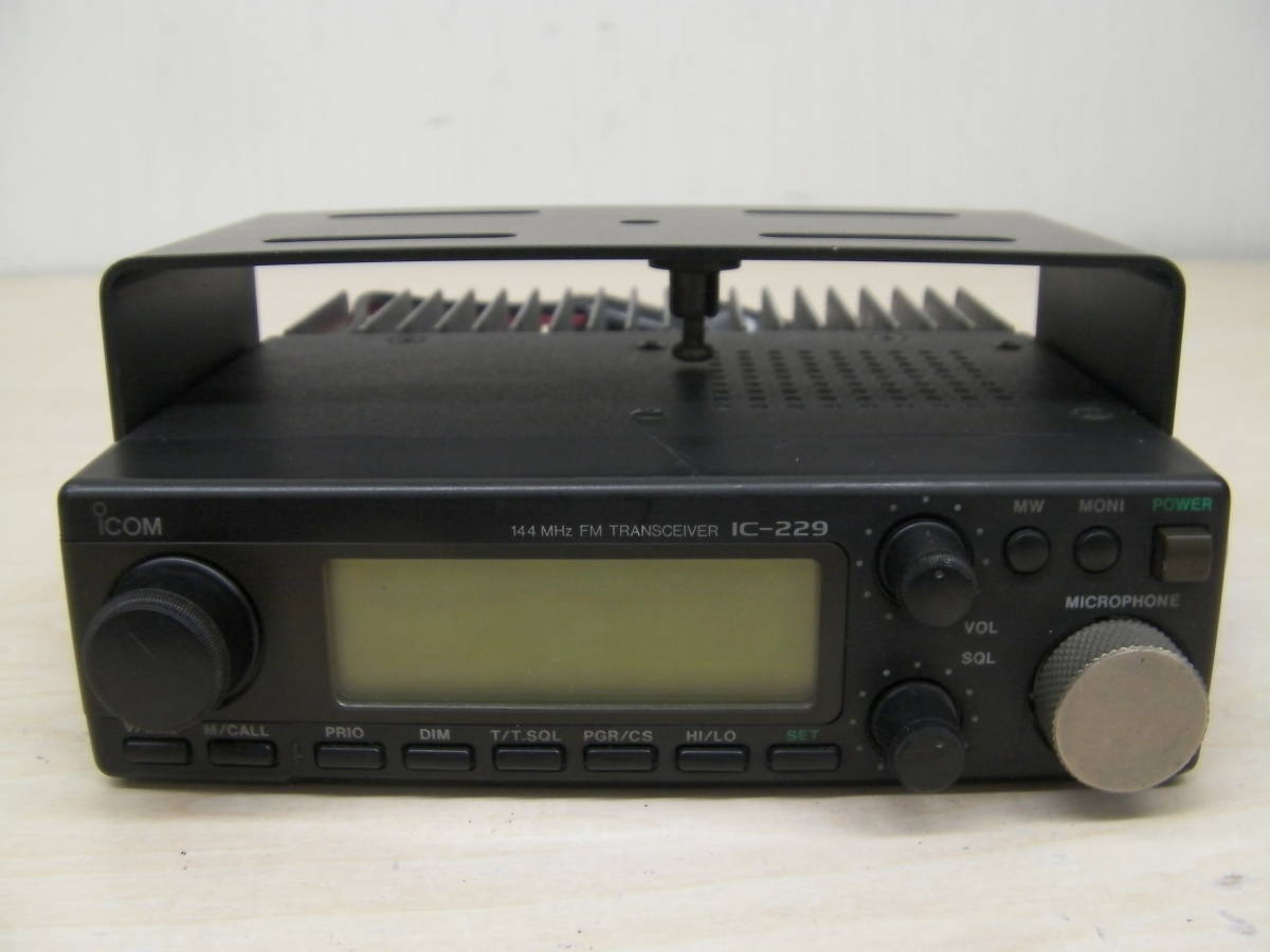 ICOM アイコム IC-229 アマチュア無線 動作未確認(モービル)｜売買されたオークション情報、yahooの商品情報をアーカイブ公開 ...