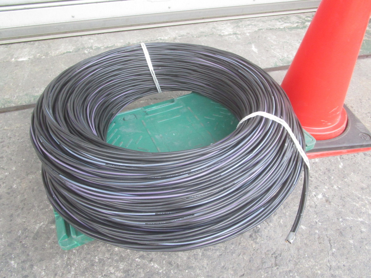 三飯d616 矢崎 YAZAKI DV 電線 ビニル絶縁被覆 単線 3.2mm2 黒白赤 長さ不明 設備 機械等に(電線)｜売買されたオークション情報、yahooの商品情報をアーカイブ公開 ...