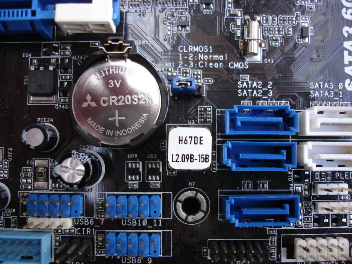 ASRock H67DE用 UEFI BIOS ROM IC L2.09B L2.09Y(PC/AT互換機)｜売買されたオークション情報 ...