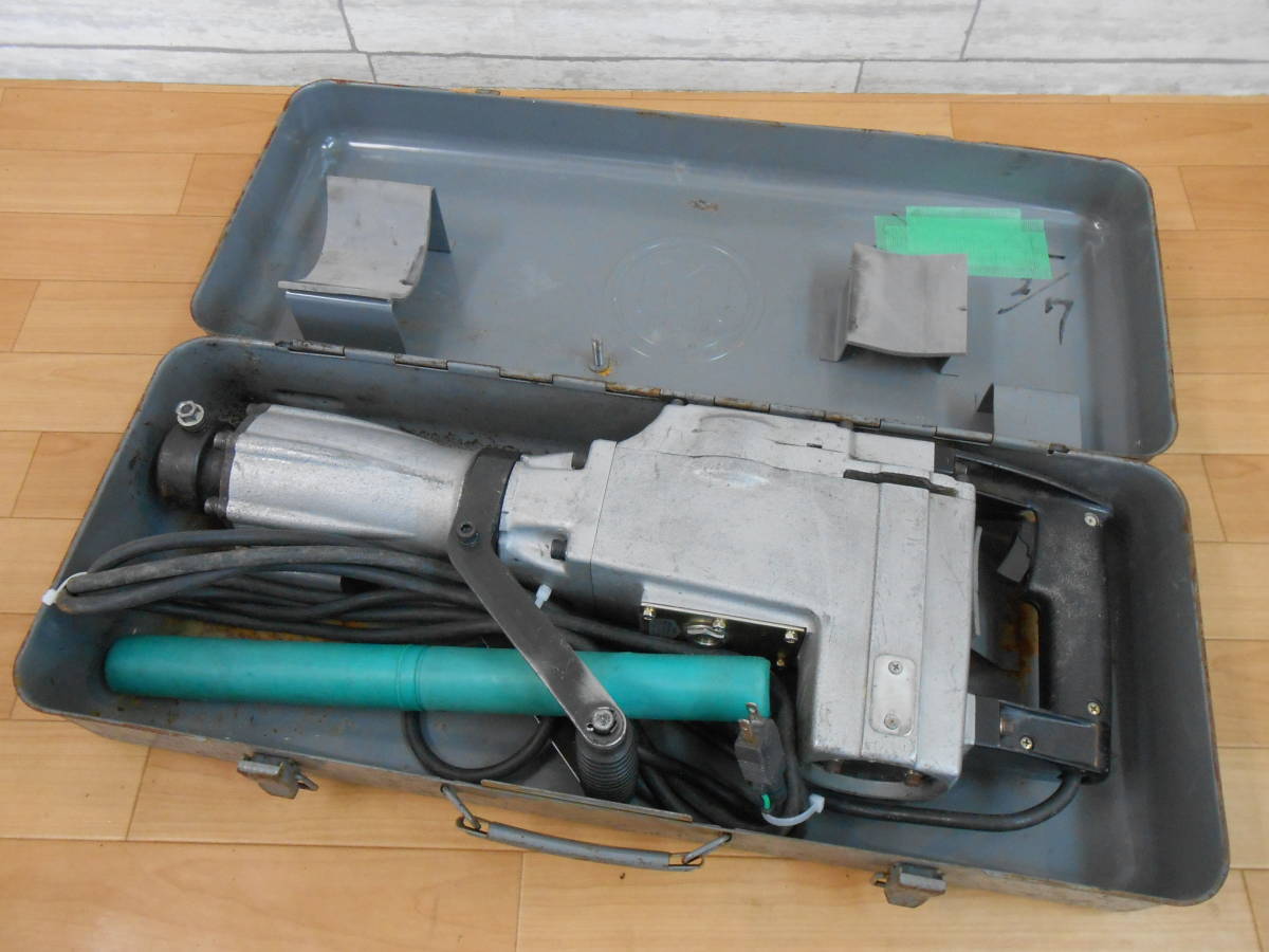 破砕 はつり makita マキタ 大型 電動ハンマ ハンマードリル HM1301(電動ハンマー)｜売買されたオークション情報、yahooの ...
