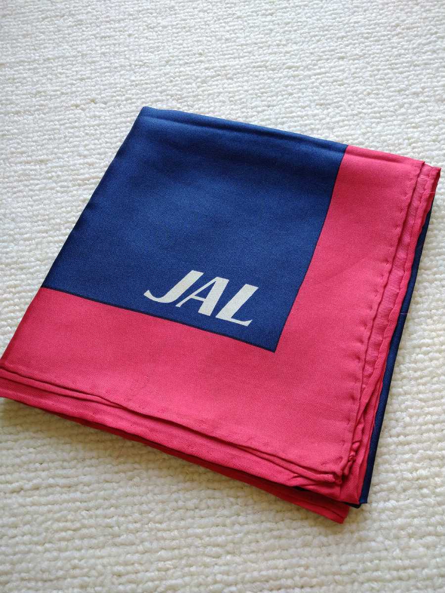 日本航空 JAL CA 客室乗務員 スチュワーデス 5代目 スカーフ 70年代 レトロ(日本航空(JAL))｜売買されたオークション情報、yahooの商品情報をアーカイブ公開 - オークファン ...