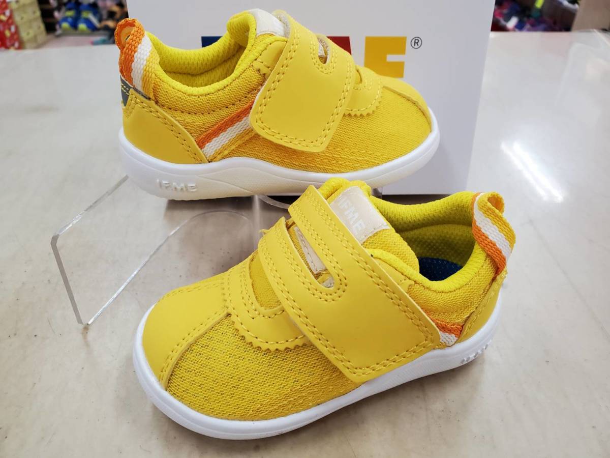 13.5cm IFMEイフミー 20-1302 ベビー キッズ カジュアルスニーカー 男の子 女の子 安心安全 軽量 運動靴 イフミーライト(13cm～)｜売買されたオークション情報 ...