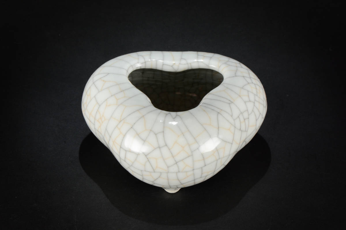 竹里 初出し 清時代 哥釉 瓜形 水盂 筆洗 箱付 文房具 書道具 陶磁器 唐物 中国 骨董 古董 古美術 TK25-029(清)｜売買されたオークション情報、yahooの商品情報をアーカイブ ...