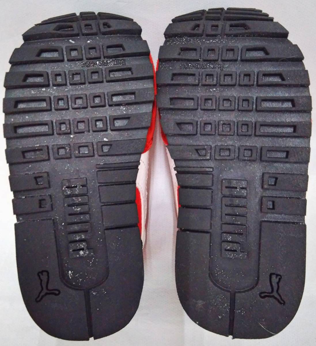 puma キッズ ベビー シューズ スニーカー 13cm レッド 赤 SESAME STREET セサミストリート エルモ 360050-01 ...