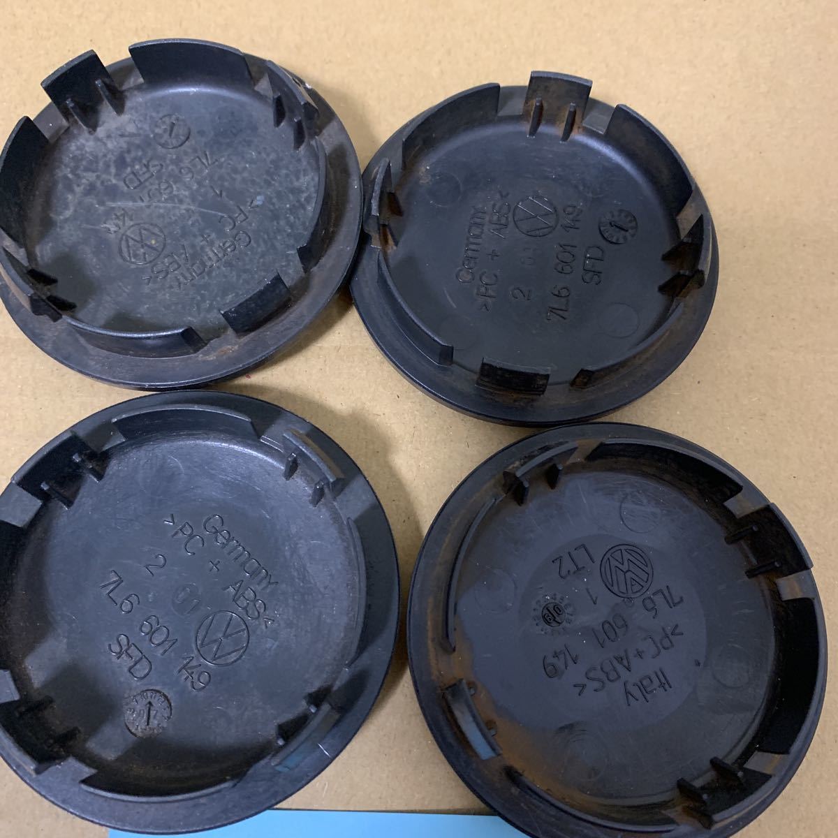 350 フォルクスワーゲン vw センターキャップ 77ミリ 7L6601149(純正品)｜売買されたオークション情報、yahooの商品情報を ...