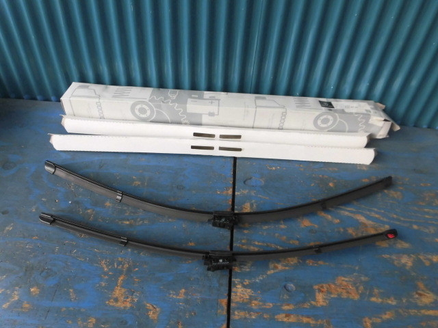 AO74 W177 Aクラス ワイパーブレード フロント 左右 A1778209900(ブレード)｜売買されたオークション情報、yahooの ...