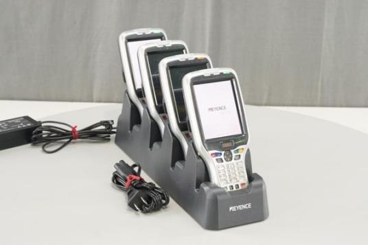 PG 10セット入荷 4台セット KEYENCE BT-W100 HANDY TERMINAL ハンディターミナル ACアダプター 4連充電器 ...