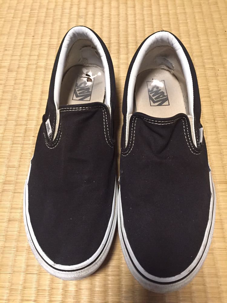 VANSスリッポン V98CLA 28cm 10.5(28.5cm)｜売買されたオークション情報、yahooの商品情報をアーカイブ公開 - オークファン（aucfan.com）