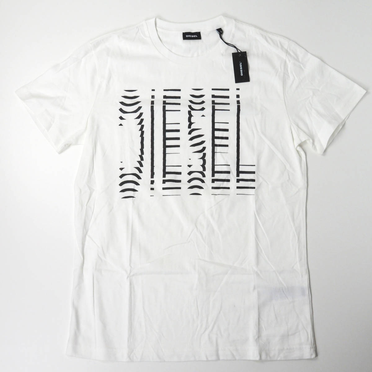 No69 ワケ有B品 DIESEL ディーゼル プリント ロゴ Tシャツ L(Lサイズ)｜売買されたオークション情報、yahooの商品情報を ...