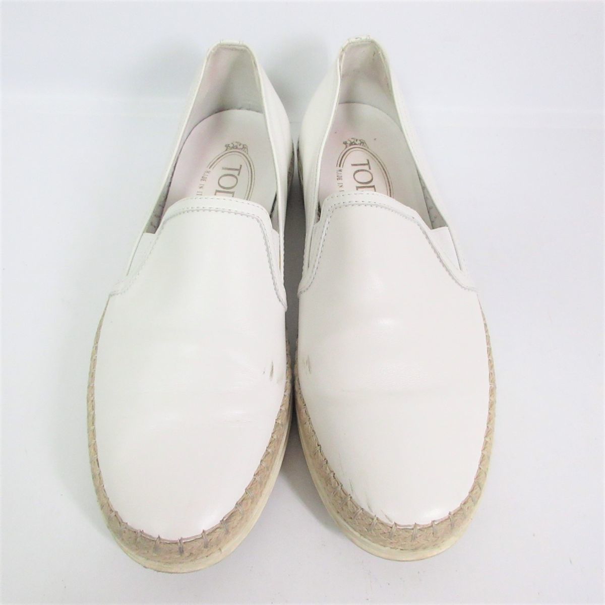 良品 TOD'S トッズ スリッポン スニーカー ドライビングシューズ 白 ホワイト 37.5 23.5 085(女性用)｜売買されたオークション情報、yahooの商品情報をアーカイブ公開 ...