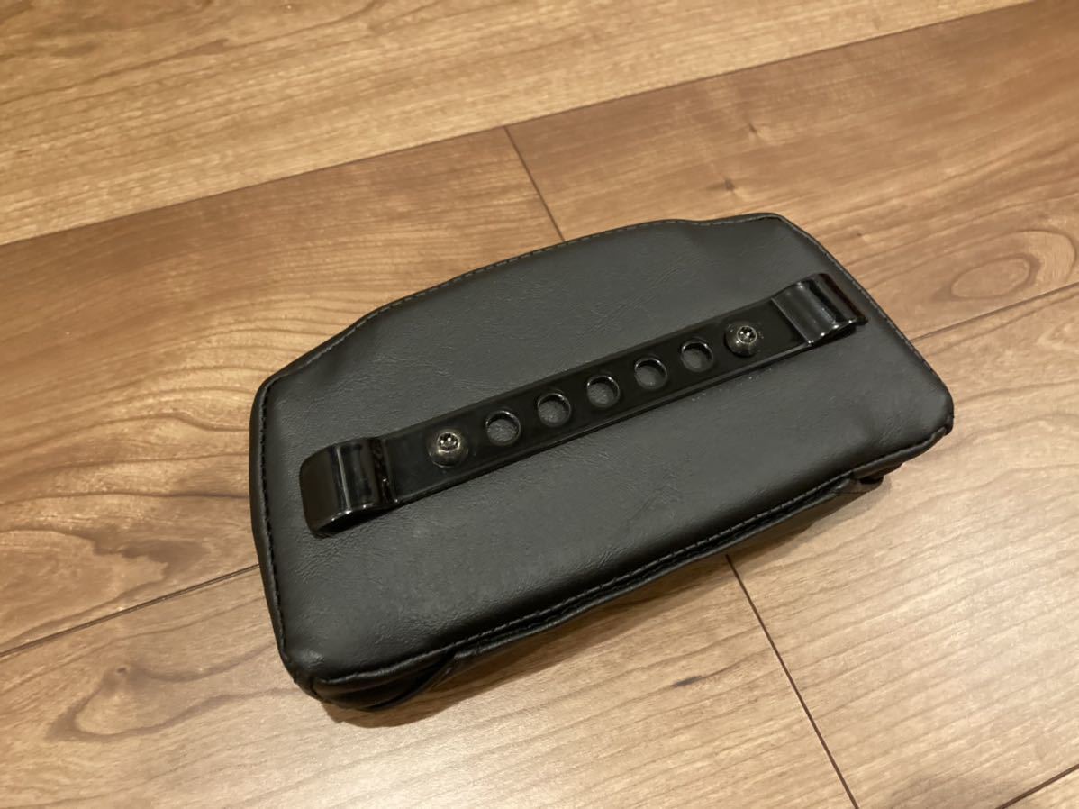 ほぼ ハーレー純正パッセンジャーバックレストパッド 品番：52300504 シーシーバーパッド クッション シート タンデム背もたれ(ハーレー ...